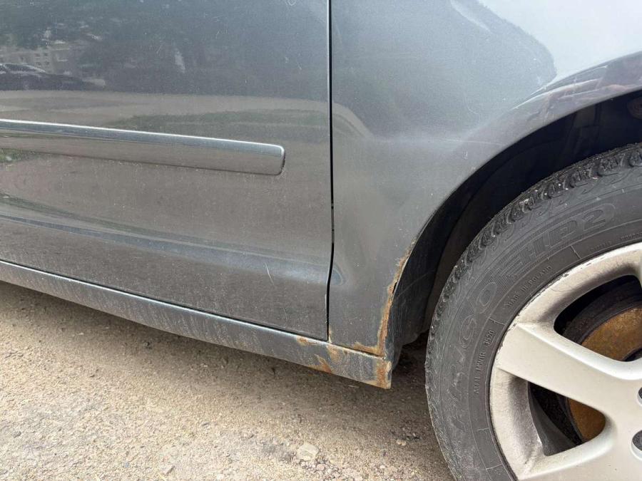 Pelēks Volkswagen Polo 2008 Kauņa, ar dzinēja tilpumu 1.42 L un nobraukumu 291 tūkst. km par 800 €, foto 16 vietnē AUTOMOTO.COM.LV