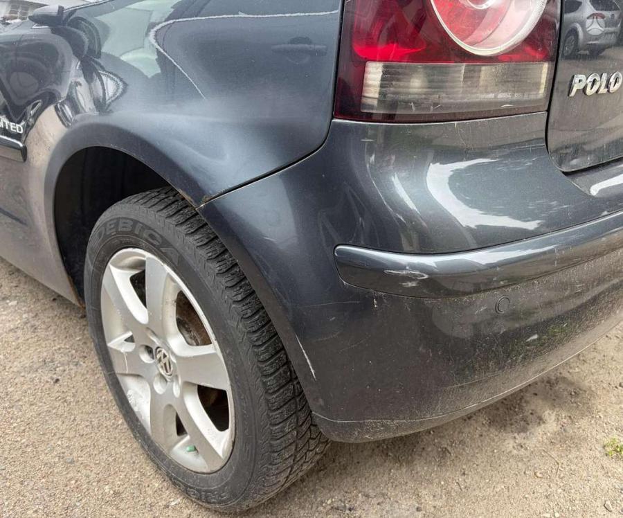 Pelēks Volkswagen Polo 2008 Kauņa, ar dzinēja tilpumu 1.42 L un nobraukumu 291 tūkst. km par 800 €, foto 19 vietnē AUTOMOTO.COM.LV