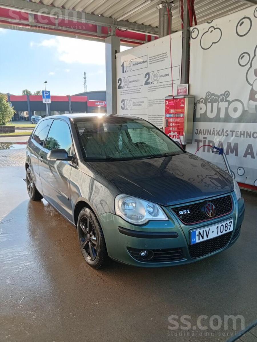 Grey Volkswagen Polo 2008 in Kuldiga, with an engine capacity of 1.40 L and mileage of 272 thousand km for 1001 €, photo 3 on AUTOMOTO.COM.LV
