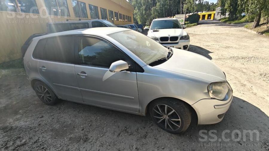 Pelēks Volkswagen Polo 2008 Rīga, ar dzinēja tilpumu 1.40 L un nobraukumu 344 tūkst. km par 1177 €, foto 3 vietnē AUTOMOTO.COM.LV