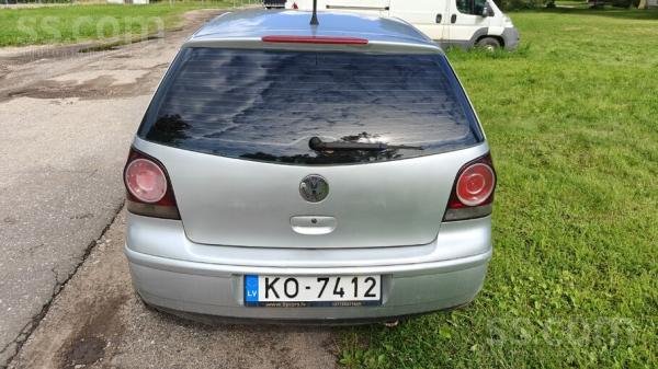 Pelēks Volkswagen Polo 2008 Rīga, ar dzinēja tilpumu 1.40 L un nobraukumu 346 tūkst. km par 850 €, foto 4 vietnē AUTOMOTO.COM.LV