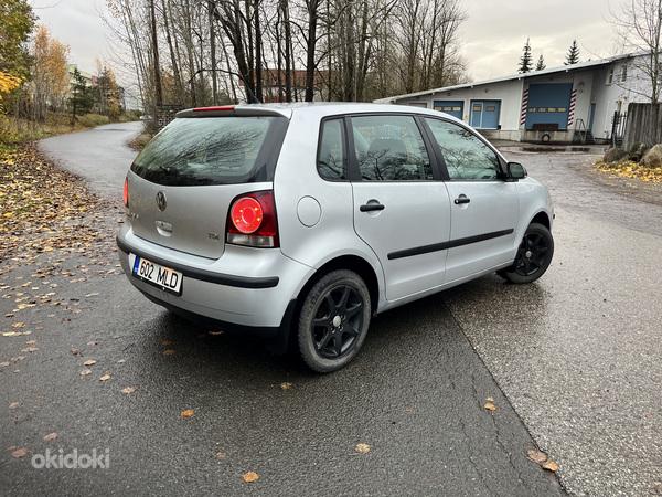 Grey Volkswagen Polo 2008 in Tallinn, with an engine capacity of 1.40 L and mileage of 230 thousand km for 2300 €, photo 3 on AUTOMOTO.COM.LV