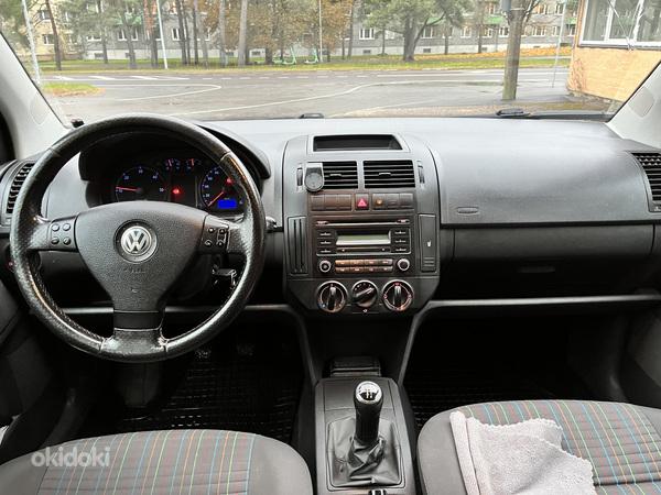 Grey Volkswagen Polo 2008 in Tallinn, with an engine capacity of 1.40 L and mileage of 230 thousand km for 2300 €, photo 5 on AUTOMOTO.COM.LV