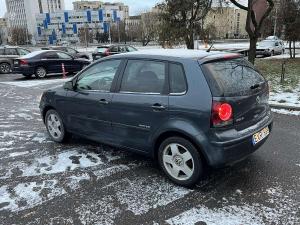 Pelēks Volkswagen Polo 2009 Viļņa, ar dzinēja tilpumu 1.42 L un nobraukumu 164 tūkst. km par 2000 €, foto 4 vietnē AUTOMOTO.COM.LV