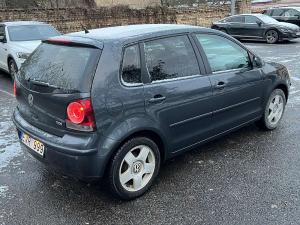 Pelēks Volkswagen Polo 2009 Viļņa, ar dzinēja tilpumu 1.42 L un nobraukumu 164 tūkst. km par 2000 €, foto 6 vietnē AUTOMOTO.COM.LV