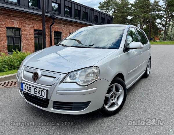 Pelēks Volkswagen Polo 2009 Tallina, ar dzinēja tilpumu 1.40 L un nobraukumu 250 tūkst. km par 2999 €, foto 1 vietnē AUTOMOTO.COM.LV