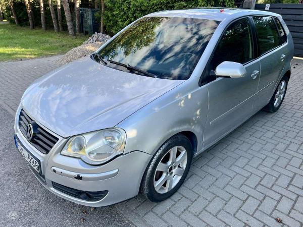 Grey Volkswagen Polo 2009 in Vilnius, with an engine capacity of 1.42 L and mileage of 173 thousand km for 1600 €, photo 2 on AUTOMOTO.COM.LV