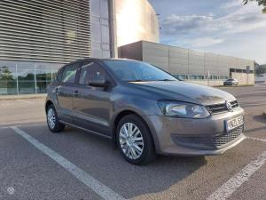Pelēks Volkswagen Polo 2009 Panevēža, ar dzinēja tilpumu 1.60 L un nobraukumu 260 tūkst. km par 3690 €, foto  vietnē AUTOMOTO.COM.LV
