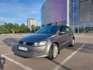 Pelēks Volkswagen Polo 2009 Panevēža, ar dzinēja tilpumu 1.60 L un nobraukumu 260 tūkst. km par 3690 €, foto 6 vietnē AUTOMOTO.COM.LV