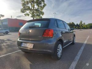 Pelēks Volkswagen Polo 2009 Panevēža, ar dzinēja tilpumu 1.60 L un nobraukumu 260 tūkst. km par 3690 €, foto 9 vietnē AUTOMOTO.COM.LV