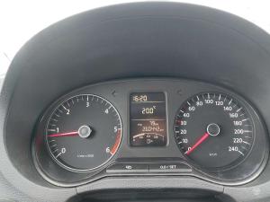 Pelēks Volkswagen Polo 2009 Panevēža, ar dzinēja tilpumu 1.60 L un nobraukumu 260 tūkst. km par 3690 €, foto 13 vietnē AUTOMOTO.COM.LV