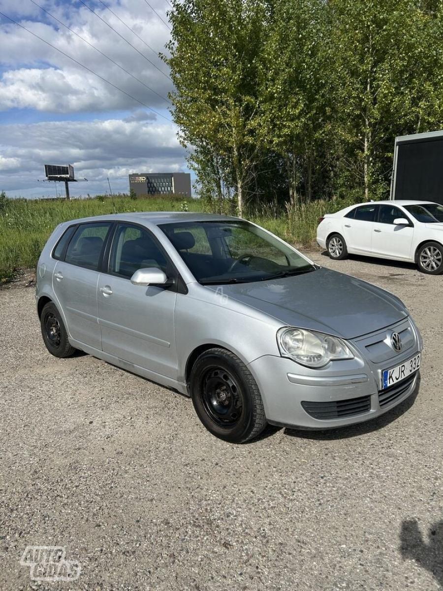 Pelēks Volkswagen Polo 2009 Kauņa, ar dzinēja tilpumu 1.40 L un nobraukumu 268 tūkst. km par 500 €, foto 4 vietnē AUTOMOTO.COM.LV
