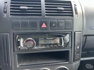 Pelēks Volkswagen Polo 2009 Kauņa, ar dzinēja tilpumu 1.40 L un nobraukumu 268 tūkst. km par 500 €, foto 13 vietnē AUTOMOTO.COM.LV