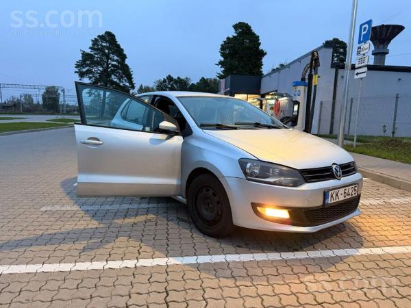 Pelēks Volkswagen Polo 2009 Rīga, ar dzinēja tilpumu 1.60 L un nobraukumu 374 tūkst. km par 2450 €, foto 3 vietnē AUTOMOTO.COM.LV