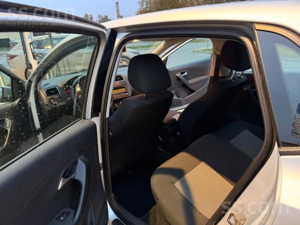Pelēks Volkswagen Polo 2009 Rīga, ar dzinēja tilpumu 1.60 L un nobraukumu 374 tūkst. km par 2450 €, foto 9 vietnē AUTOMOTO.COM.LV