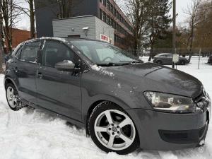 Pelēks Volkswagen Polo 2010 Kauņa, ar dzinēja tilpumu 1.60 L un nobraukumu 273 tūkst. km par 4650 €, foto 2 vietnē AUTOMOTO.COM.LV