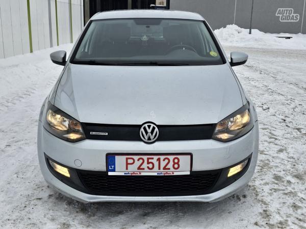 Grey Volkswagen Polo 2010 in Ariogala, with an engine capacity of 1.20 L and mileage of 200 thousand km for 4200 €, photo 6 on AUTOMOTO.COM.LV
