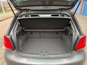 Grey Volkswagen Polo 2010 in Cesis, with an engine capacity of 1.40 L and mileage of 0 thousand km for 5990 €, photo 9 on AUTOMOTO.COM.LV