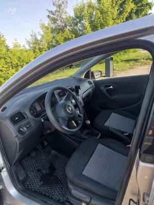 Grey Volkswagen Polo 2010 in Kaunas, with an engine capacity of 1.20 L and mileage of 175 thousand km for 2700 €, photo 13 on AUTOMOTO.COM.LV