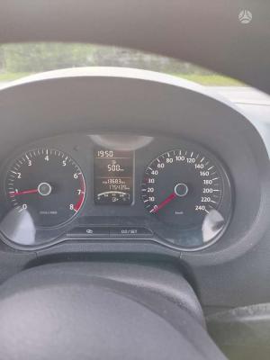 Grey Volkswagen Polo 2010 in Kaunas, with an engine capacity of 1.20 L and mileage of 175 thousand km for 2700 €, photo 15 on AUTOMOTO.COM.LV