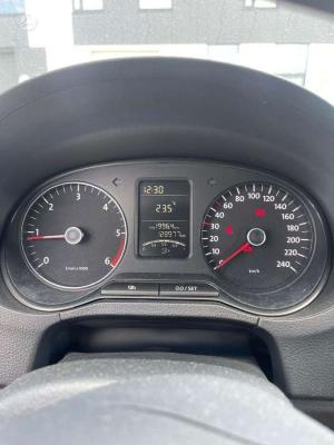 Pelēks Volkswagen Polo 2010 Viļņa, ar dzinēja tilpumu 1.20 L un nobraukumu 129 tūkst. km par 3100 €, foto 6 vietnē AUTOMOTO.COM.LV