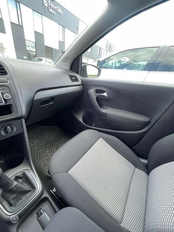 Grey Volkswagen Polo 2010 in Vilnius, with an engine capacity of 1.20 L and mileage of 129 thousand km for 3100 €, photo 10 on AUTOMOTO.COM.LV