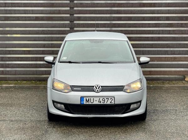 Grey Volkswagen Polo 2010 in Riga, with an engine capacity of 1.20 L and mileage of 0 thousand km for 4500 €, photo 2 on AUTOMOTO.COM.LV