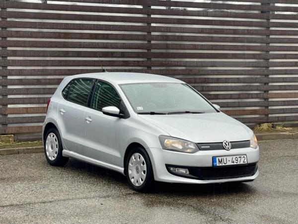 Grey Volkswagen Polo 2010 in Riga, with an engine capacity of 1.20 L and mileage of 0 thousand km for 4500 €, photo 3 on AUTOMOTO.COM.LV