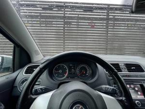 Pelēks Volkswagen Polo 2010 Rīga, ar dzinēja tilpumu 1.20 L un nobraukumu 0 tūkst. km par 4500 €, foto 12 vietnē AUTOMOTO.COM.LV