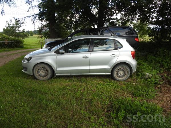 Grey Volkswagen Polo 2010 in Ogre, with an engine capacity of 1.60 L and mileage of 290 thousand km for 1550 €, photo 1 on AUTOMOTO.COM.LV