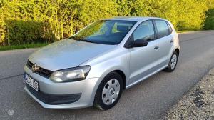 Pelēks Volkswagen Polo 2010 Viļņa, ar dzinēja tilpumu 1.60 L un nobraukumu 333 tūkst. km par 3000 €, foto 3 vietnē AUTOMOTO.COM.LV