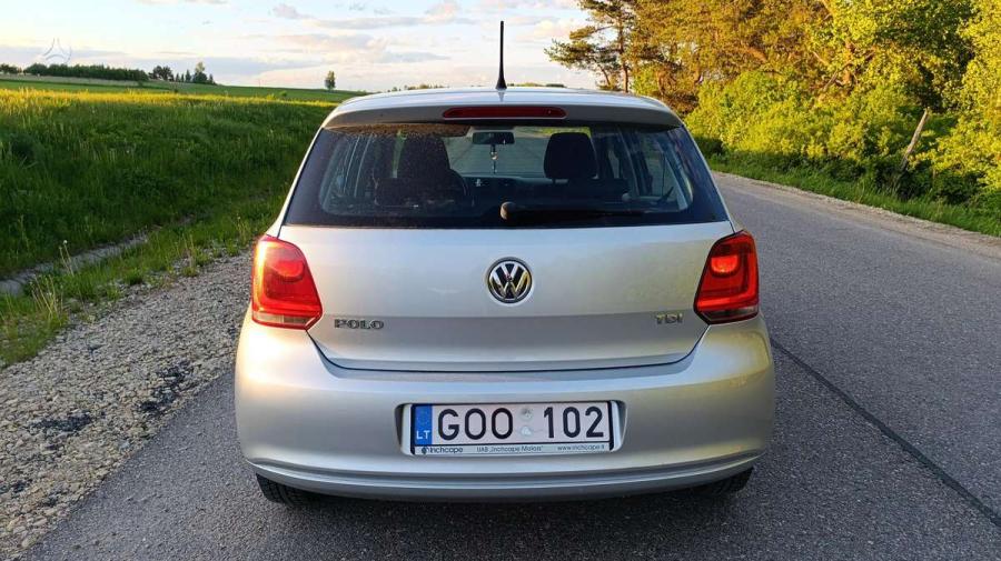 Pelēks Volkswagen Polo 2010 Viļņa, ar dzinēja tilpumu 1.60 L un nobraukumu 333 tūkst. km par 3000 €, foto 7 vietnē AUTOMOTO.COM.LV