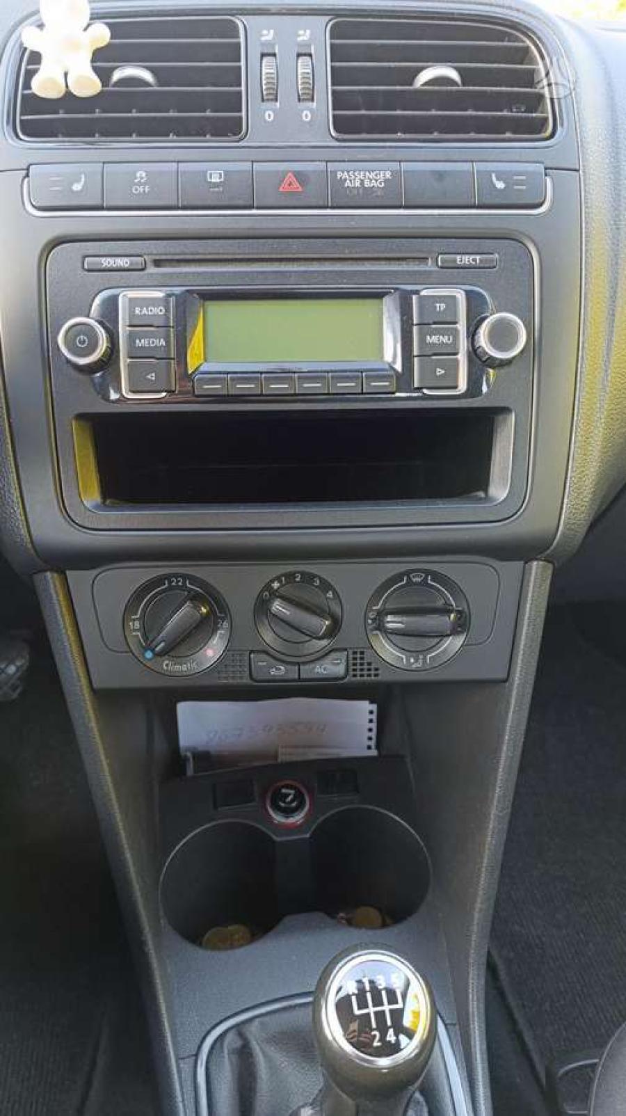 Pelēks Volkswagen Polo 2010 Viļņa, ar dzinēja tilpumu 1.60 L un nobraukumu 333 tūkst. km par 3000 €, foto 17 vietnē AUTOMOTO.COM.LV
