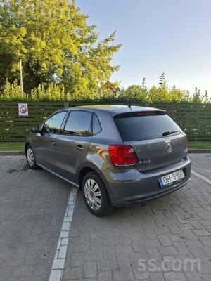 Grey Volkswagen Polo 2010 in Jelgava, with an engine capacity of 1.20 L and mileage of 259 thousand km for 1900 €, photo 5 on AUTOMOTO.COM.LV