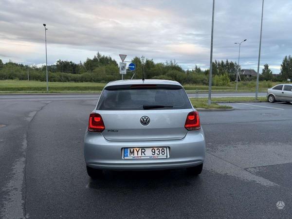 Grey Volkswagen Polo 2010 in Vilnius, with an engine capacity of 1.20 L and mileage of 232 thousand km for 3200 €, photo 6 on AUTOMOTO.COM.LV