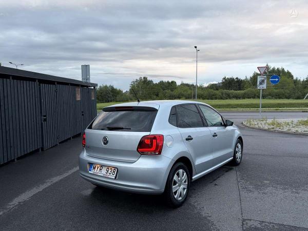 Grey Volkswagen Polo 2010 in Vilnius, with an engine capacity of 1.20 L and mileage of 232 thousand km for 3200 €, photo 7 on AUTOMOTO.COM.LV