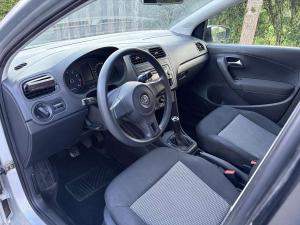 Grey Volkswagen Polo 2010 in Vilnius, with an engine capacity of 1.20 L and mileage of 232 thousand km for 3200 €, photo 10 on AUTOMOTO.COM.LV
