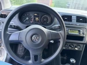 Grey Volkswagen Polo 2010 in Vilnius, with an engine capacity of 1.20 L and mileage of 232 thousand km for 3200 €, photo 13 on AUTOMOTO.COM.LV