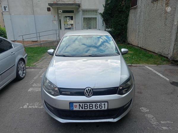 Grey Volkswagen Polo 2010 in Kaunas, with an engine capacity of 1.20 L and mileage of 267 thousand km for 2899 €, photo 4 on AUTOMOTO.COM.LV