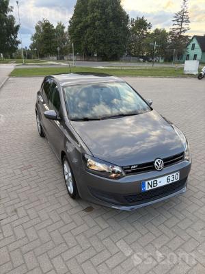 Grey Volkswagen Polo 2010 in Cesis, with an engine capacity of 1.60 L and mileage of 270 thousand km for 4000 €, photo 12 on AUTOMOTO.COM.LV