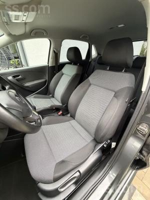 Grey Volkswagen Polo 2010 in Cesis, with an engine capacity of 1.60 L and mileage of 270 thousand km for 4000 €, photo 16 on AUTOMOTO.COM.LV