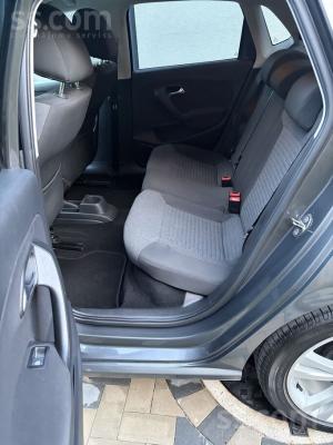Grey Volkswagen Polo 2010 in Cesis, with an engine capacity of 1.60 L and mileage of 270 thousand km for 4000 €, photo 22 on AUTOMOTO.COM.LV