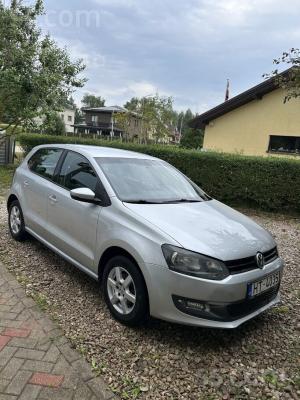Pelēks Volkswagen Polo 2011 Rīga, ar dzinēja tilpumu 1.40 L un nobraukumu 201 tūkst. km par 2500 €, foto 2 vietnē AUTOMOTO.COM.LV