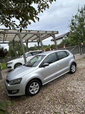 Pelēks Volkswagen Polo 2011 Rīga, ar dzinēja tilpumu 1.40 L un nobraukumu 201 tūkst. km par 2500 €, foto 4 vietnē AUTOMOTO.COM.LV
