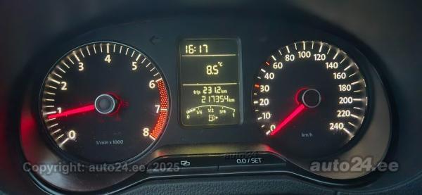 Grey Volkswagen Polo 2011 in Tartu, with an engine capacity of 1.20 L and mileage of 218 thousand km for 3300 €, photo 11 on AUTOMOTO.COM.LV