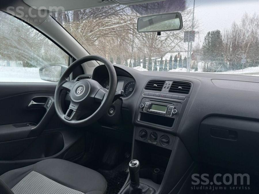 Pelēks Volkswagen Polo 2011 Rīga, ar dzinēja tilpumu 1.20 L un nobraukumu 371 tūkst. km par 2550 €, foto 8 vietnē AUTOMOTO.COM.LV