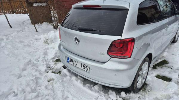 Grey Volkswagen Polo 2011 in Klaipeda, with an engine capacity of 1.60 L and mileage of 274 thousand km for 3900 €, photo 4 on AUTOMOTO.COM.LV