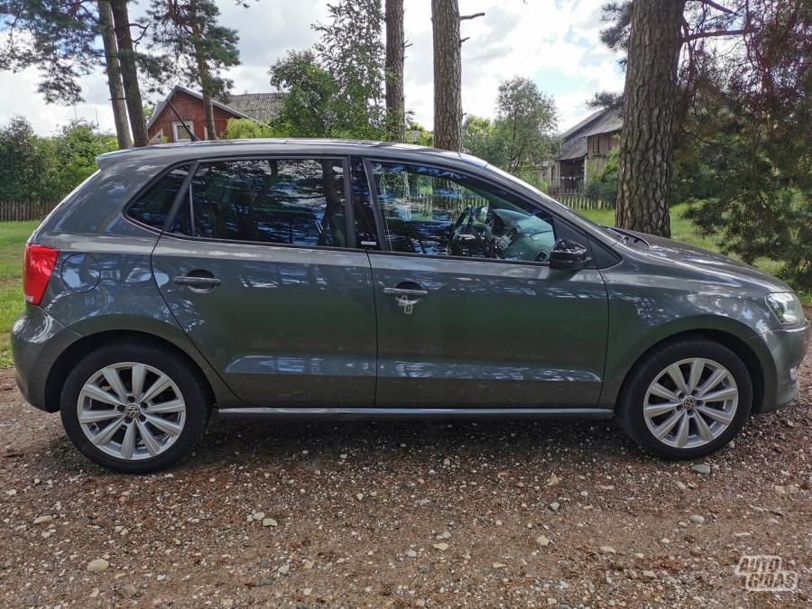 Pelēks Volkswagen Polo 2011 Kauņa, ar dzinēja tilpumu 1.60 L un nobraukumu 391 tūkst. km par 3600 €, foto 11 vietnē AUTOMOTO.COM.LV