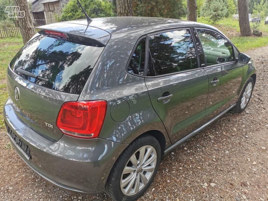 Pelēks Volkswagen Polo 2011 Kauņa, ar dzinēja tilpumu 1.60 L un nobraukumu 391 tūkst. km par 3600 €, foto 12 vietnē AUTOMOTO.COM.LV