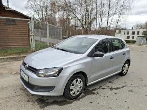 Pelēks Volkswagen Polo 2011 Viļņa, ar dzinēja tilpumu 1.20 L un nobraukumu 203 tūkst. km par 2300 €, foto  vietnē AUTOMOTO.COM.LV
